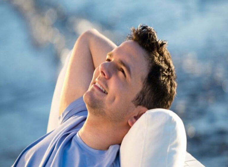 ISSA GADALA – NADA NOS SEPARARA DE TI – Plenitud Radio Digital